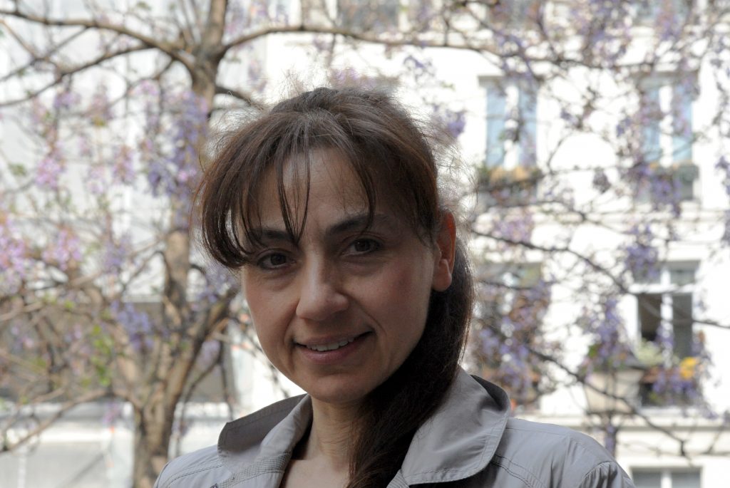 Annie Δημητρίου – Συνέντευξη | Συμβαίνουν εἰς Παρισίους… καὶ ἀλλοῦ.